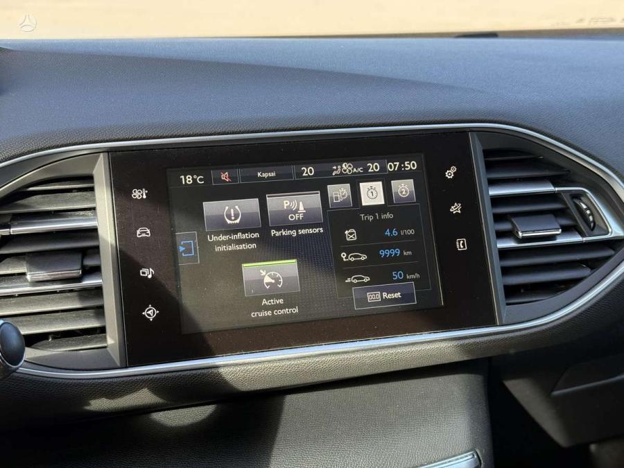 Pelēks Peugeot 308 2015 Marijampole, ar dzinēja tilpumu 1.56 L un nobraukumu 173 tūkst. km par 4200 €, foto 30 vietnē AUTOMOTO.COM.LV