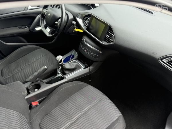 Grey Peugeot 308 2015 in Kaunas, with an engine capacity of 1.60 L and mileage of 228 thousand km for 3100 €, photo 8 on AUTOMOTO.COM.LV