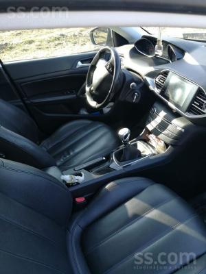 Pelēks Peugeot 308 2015 Daugavpils, ar dzinēja tilpumu 1.60 L un nobraukumu 242 tūkst. km par 4620 €, foto 10 vietnē AUTOMOTO.COM.LV