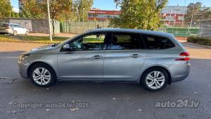 Grey Peugeot 308 2015 in Tallinn, with an engine capacity of 1.20 L and mileage of 219 thousand km for 4999 €, photo 3 on AUTOMOTO.COM.LV