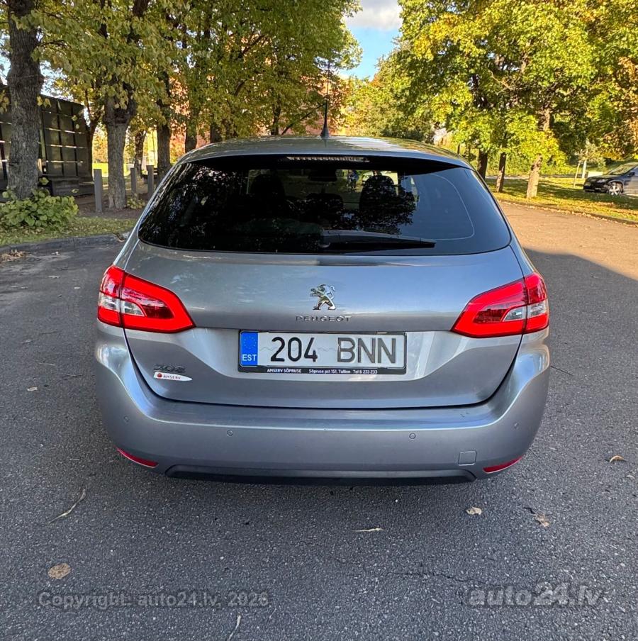Grey Peugeot 308 2015 in Tallinn, with an engine capacity of 1.20 L and mileage of 219 thousand km for 4999 €, photo 5 on AUTOMOTO.COM.LV