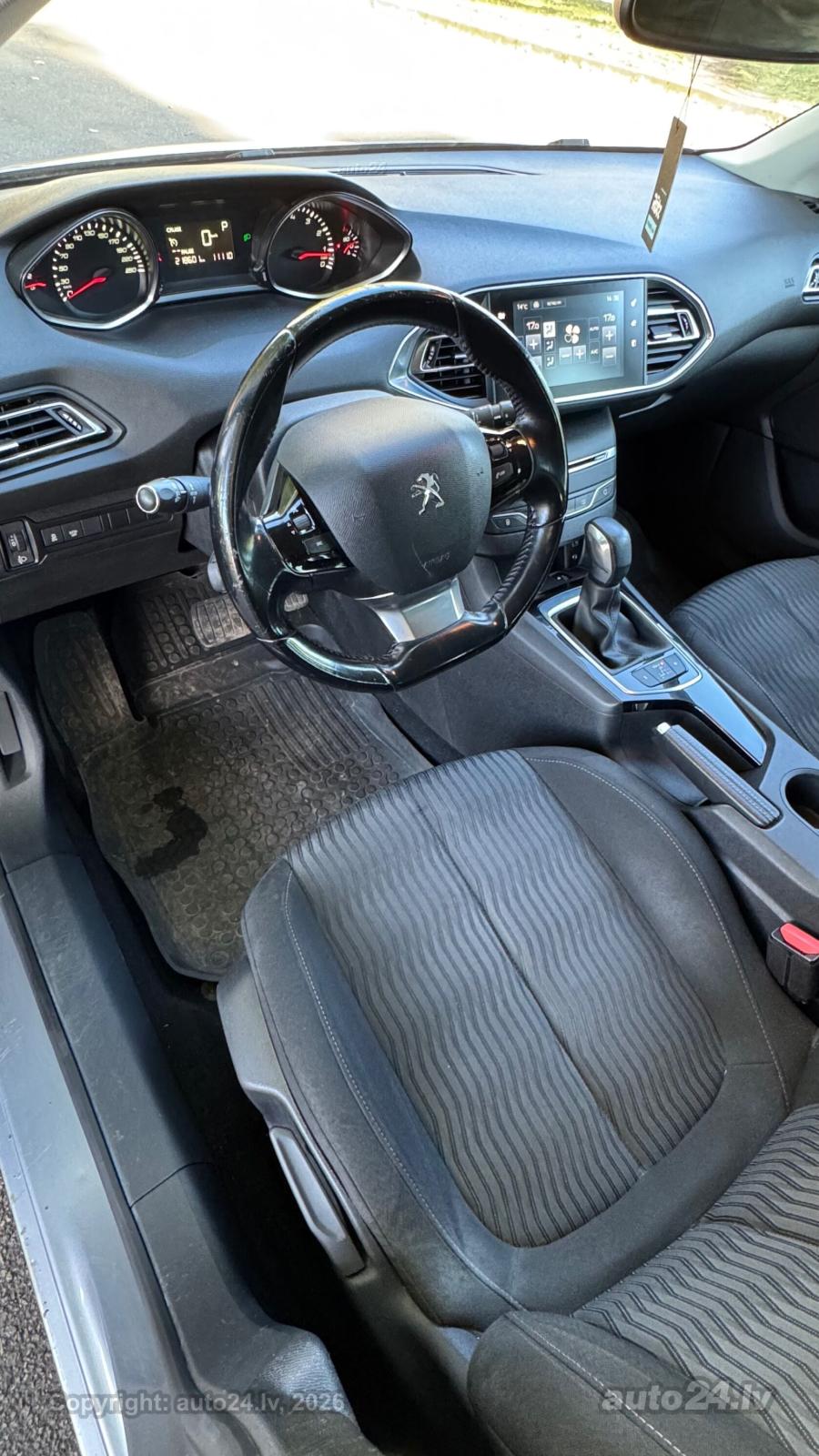 Grey Peugeot 308 2015 in Tallinn, with an engine capacity of 1.20 L and mileage of 219 thousand km for 4999 €, photo 13 on AUTOMOTO.COM.LV