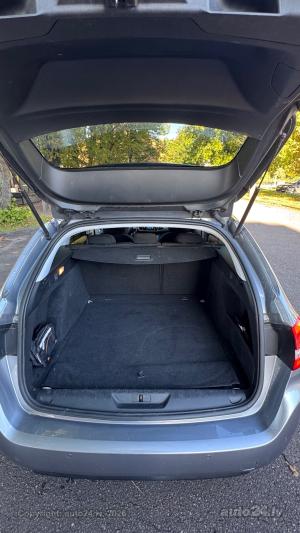 Grey Peugeot 308 2015 in Tallinn, with an engine capacity of 1.20 L and mileage of 219 thousand km for 4999 €, photo 17 on AUTOMOTO.COM.LV