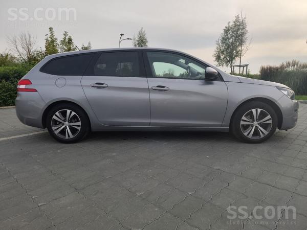 Grey Peugeot 308 2015 in Jelgava, with an engine capacity of 1.60 L and mileage of 165 thousand km for 6300 €, photo 6 on AUTOMOTO.COM.LV