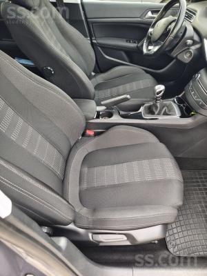 Grey Peugeot 308 2015 in Jelgava, with an engine capacity of 1.60 L and mileage of 165 thousand km for 6300 €, photo 12 on AUTOMOTO.COM.LV