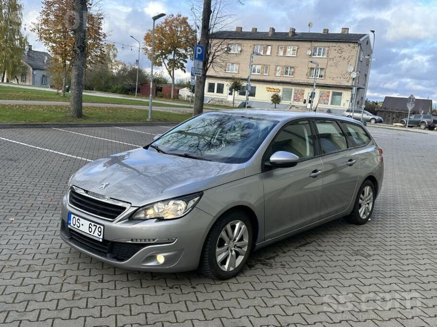 Pelēks Peugeot 308 2015 Daugavpils, ar dzinēja tilpumu 1.60 L un nobraukumu 198 tūkst. km par 3800 €, foto 1 vietnē AUTOMOTO.COM.LV