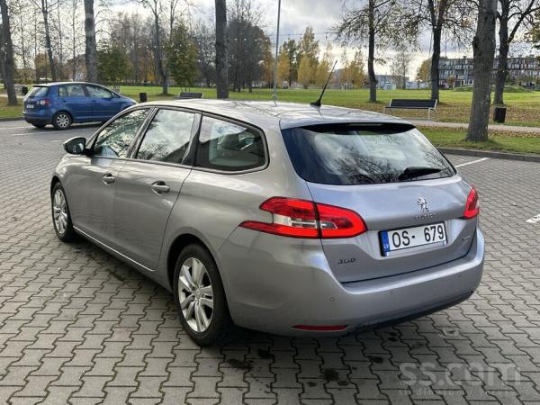 Pelēks Peugeot 308 2015 Daugavpils, ar dzinēja tilpumu 1.60 L un nobraukumu 198 tūkst. km par 3800 €, foto 5 vietnē AUTOMOTO.COM.LV