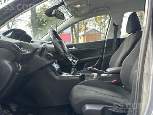 Pelēks Peugeot 308 2015 Daugavpils, ar dzinēja tilpumu 1.60 L un nobraukumu 198 tūkst. km par 3800 €, foto 7 vietnē AUTOMOTO.COM.LV