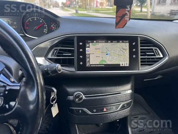 Pelēks Peugeot 308 2015 Daugavpils, ar dzinēja tilpumu 1.60 L un nobraukumu 198 tūkst. km par 3800 €, foto 10 vietnē AUTOMOTO.COM.LV