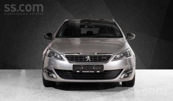 Grey Peugeot 308 2016 in Jelgava, with an engine capacity of 1.20 L and mileage of 167 thousand km for 5890 €, photo 4 on AUTOMOTO.COM.LV