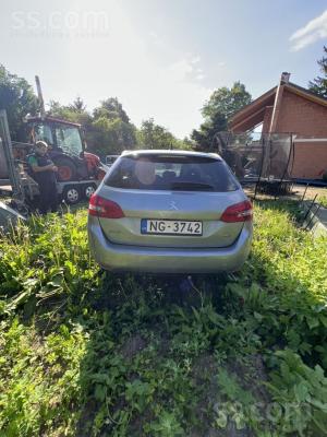 Pelēks Peugeot 308 2016 Rīga, ar dzinēja tilpumu 1.60 L un nobraukumu 340 tūkst. km par 2700 €, foto 2 vietnē AUTOMOTO.COM.LV