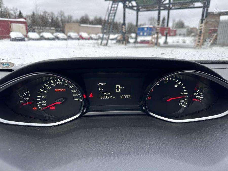 Grey Peugeot 308 2016 in Vilnius, with an engine capacity of 1.56 L and mileage of 331 thousand km for 3400 €, photo 16 on AUTOMOTO.COM.LV