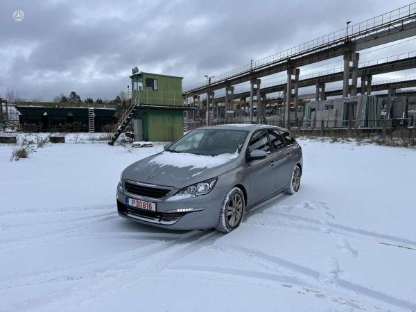 Pelēks Peugeot 308 2016 Viļņa, ar dzinēja tilpumu 1.56 L un nobraukumu 331 tūkst. km par 3400 €, foto 2 vietnē AUTOMOTO.COM.LV