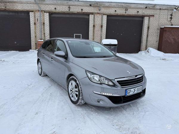 Pelēks Peugeot 308 2016 Panevēža, ar dzinēja tilpumu 1.56 L un nobraukumu 165 tūkst. km par 6600 €, foto 5 vietnē AUTOMOTO.COM.LV