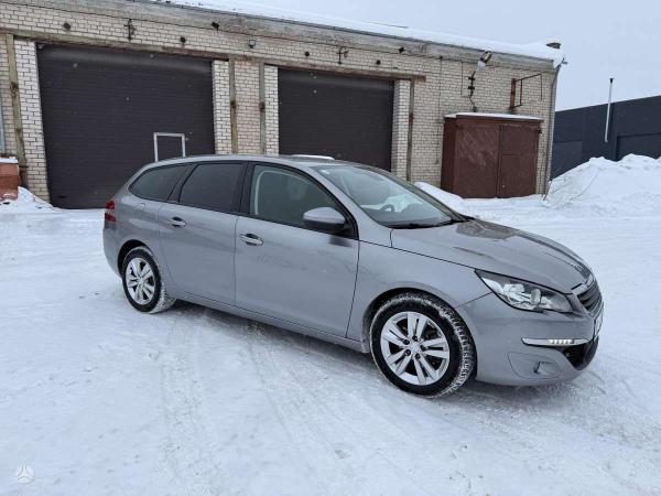 Pelēks Peugeot 308 2016 Panevēža, ar dzinēja tilpumu 1.56 L un nobraukumu 165 tūkst. km par 6600 €, foto 8 vietnē AUTOMOTO.COM.LV