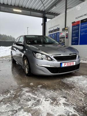 Pelēks Peugeot 308 2016 Viļņa, ar dzinēja tilpumu 1.56 L un nobraukumu 331 tūkst. km par 4450 €, foto  vietnē AUTOMOTO.COM.LV