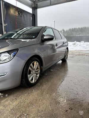 Grey Peugeot 308 2016 in Vilnius, with an engine capacity of 1.56 L and mileage of 331 thousand km for 4450 €, photo 4 on AUTOMOTO.COM.LV