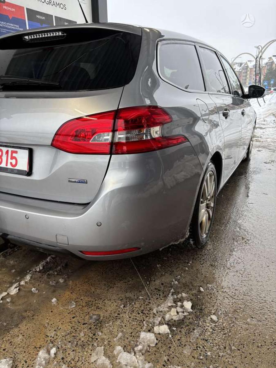 Grey Peugeot 308 2016 in Vilnius, with an engine capacity of 1.56 L and mileage of 331 thousand km for 4450 €, photo 6 on AUTOMOTO.COM.LV