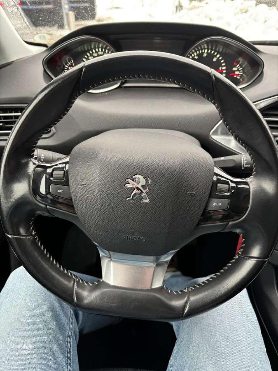 Grey Peugeot 308 2016 in Vilnius, with an engine capacity of 1.56 L and mileage of 331 thousand km for 4450 €, photo 14 on AUTOMOTO.COM.LV