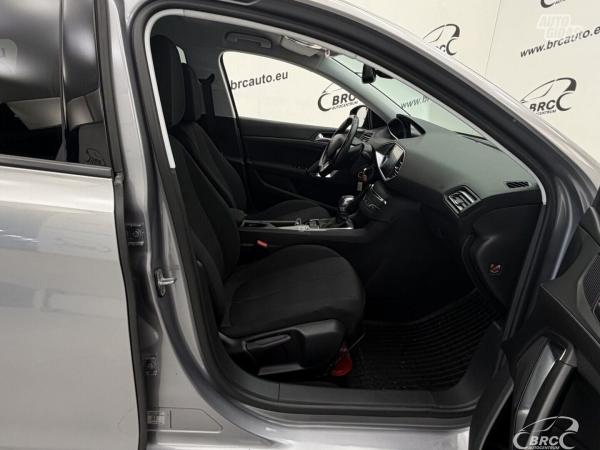Pelēks Peugeot 308 2016 Avižieniai, ar dzinēja tilpumu 1.60 L un nobraukumu 165 tūkst. km par 6900 €, foto 4 vietnē AUTOMOTO.COM.LV