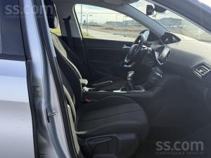 Grey Peugeot 308 2016 in Liepaja, with an engine capacity of 1.60 L and mileage of 249 thousand km for 3800 €, photo 13 on AUTOMOTO.COM.LV