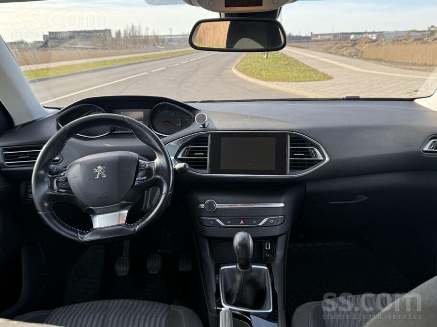 Grey Peugeot 308 2016 in Liepaja, with an engine capacity of 1.60 L and mileage of 249 thousand km for 3800 €, photo 17 on AUTOMOTO.COM.LV
