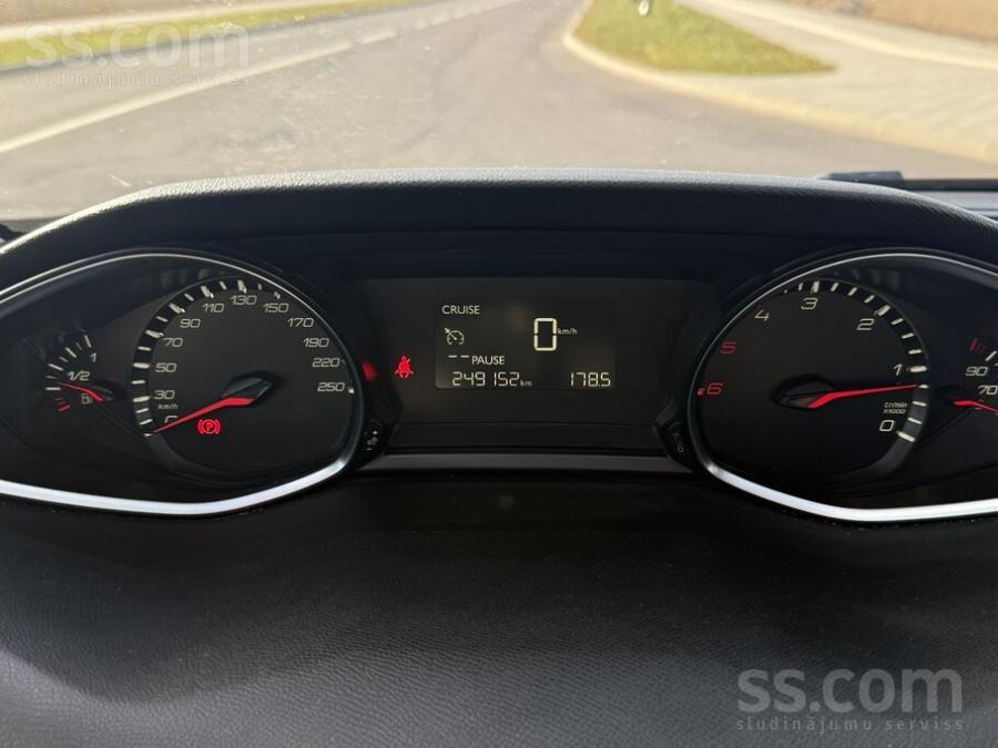 Grey Peugeot 308 2016 in Liepaja, with an engine capacity of 1.60 L and mileage of 249 thousand km for 3800 €, photo 18 on AUTOMOTO.COM.LV