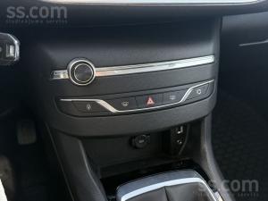Grey Peugeot 308 2016 in Liepaja, with an engine capacity of 1.60 L and mileage of 249 thousand km for 3800 €, photo 20 on AUTOMOTO.COM.LV