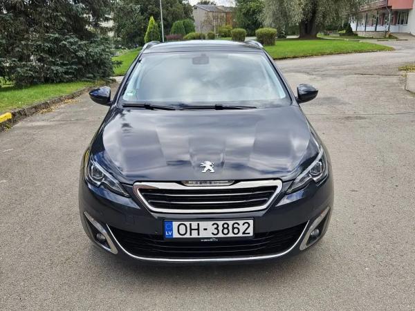 Серый Пежо 308 2016 в Екабпилс, объемом двигателя 2.00 л и пробегом 195 тыс. км за 7990 €, фото 2 на AUTOMOTO.COM.LV