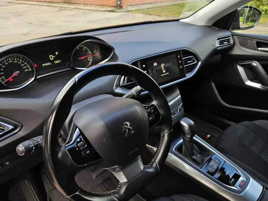 Pelēks Peugeot 308 2016 Jēkabpils, ar dzinēja tilpumu 2.00 L un nobraukumu 195 tūkst. km par 7990 €, foto 14 vietnē AUTOMOTO.COM.LV