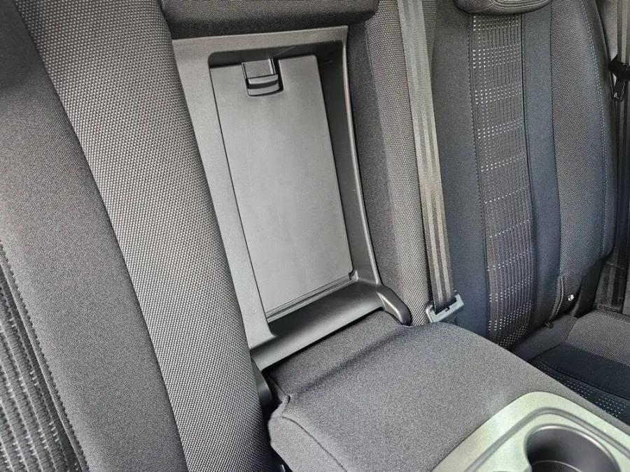 Pelēks Peugeot 308 2016 Jēkabpils, ar dzinēja tilpumu 2.00 L un nobraukumu 195 tūkst. km par 7990 €, foto 18 vietnē AUTOMOTO.COM.LV