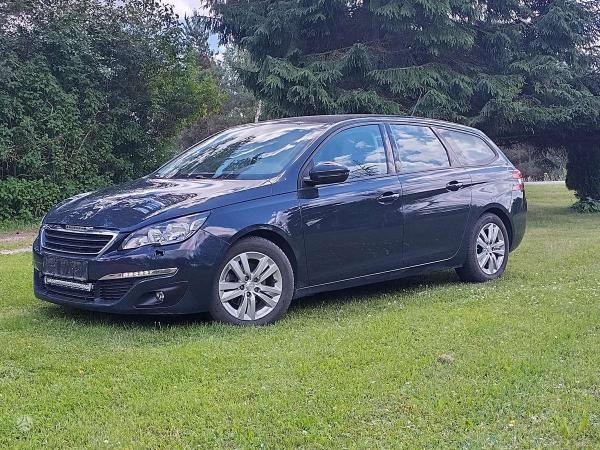 Pelēks Peugeot 308 2016 Panevēža, ar dzinēja tilpumu 1.56 L un nobraukumu 168 tūkst. km par 4500 €, foto 2 vietnē AUTOMOTO.COM.LV