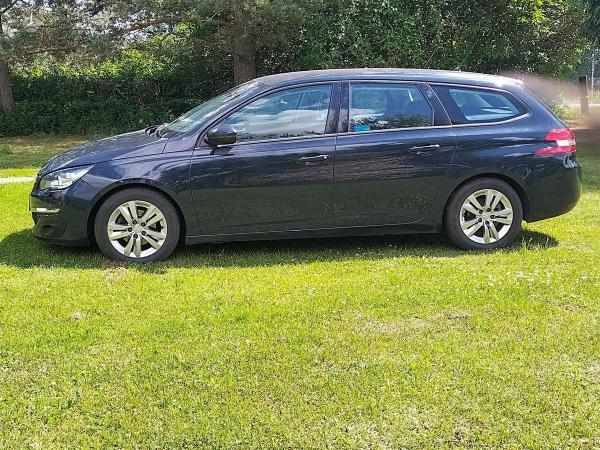 Pelēks Peugeot 308 2016 Panevēža, ar dzinēja tilpumu 1.56 L un nobraukumu 168 tūkst. km par 4500 €, foto 5 vietnē AUTOMOTO.COM.LV