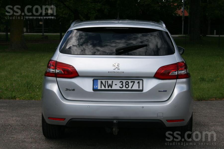 Pelēks Peugeot 308 2016 Jelgava, ar dzinēja tilpumu 2.00 L un nobraukumu 240 tūkst. km par 5780 €, foto 12 vietnē AUTOMOTO.COM.LV