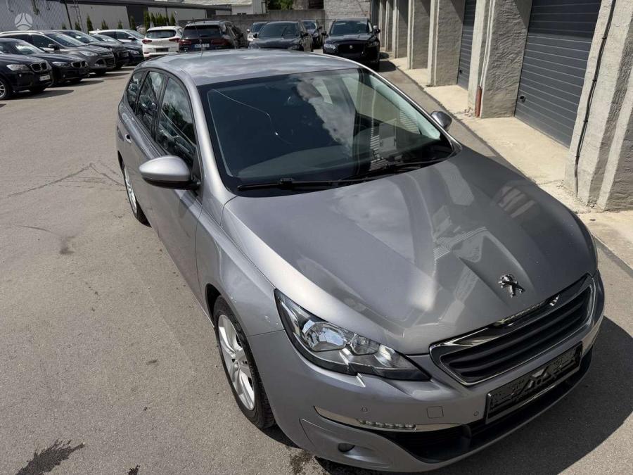 Grey Peugeot 308 2016 in Siauliai, with an engine capacity of 1.56 L and mileage of 240 thousand km for 3550 €, photo 10 on AUTOMOTO.COM.LV