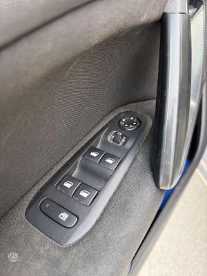 Grey Peugeot 308 2016 in Siauliai, with an engine capacity of 1.56 L and mileage of 240 thousand km for 3550 €, photo 15 on AUTOMOTO.COM.LV