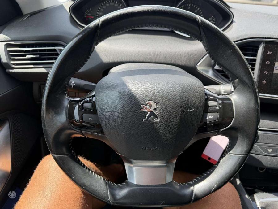 Grey Peugeot 308 2016 in Siauliai, with an engine capacity of 1.56 L and mileage of 240 thousand km for 3550 €, photo 17 on AUTOMOTO.COM.LV