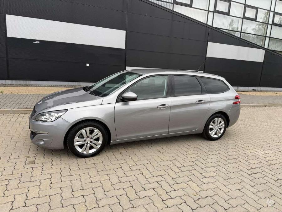 Grey Peugeot 308 2016 in Panevezys, with an engine capacity of 1.56 L and mileage of 166 thousand km for 6500 €, photo 5 on AUTOMOTO.COM.LV