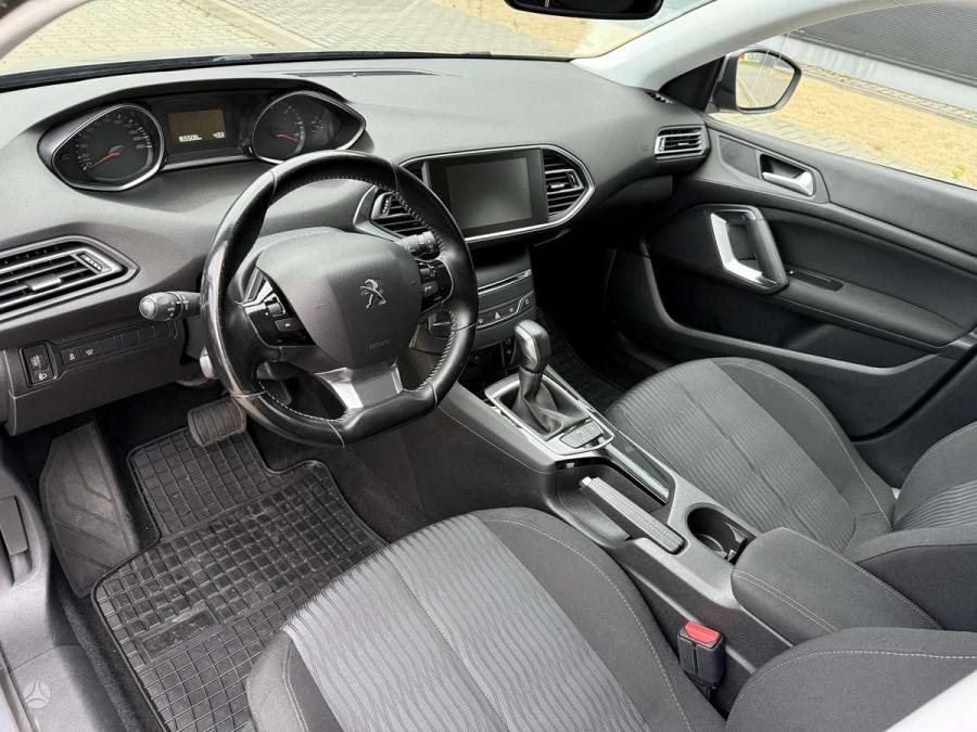 Grey Peugeot 308 2016 in Panevezys, with an engine capacity of 1.56 L and mileage of 166 thousand km for 6500 €, photo 14 on AUTOMOTO.COM.LV