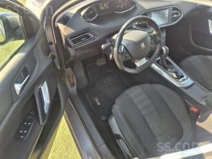 Pelēks Peugeot 308 2016 Liepāja, ar dzinēja tilpumu 1.20 L un nobraukumu 113 tūkst. km par 6400 €, foto 9 vietnē AUTOMOTO.COM.LV