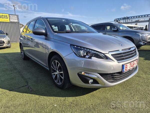 Pelēks Peugeot 308 2016 Liepāja, ar dzinēja tilpumu 1.20 L un nobraukumu 113 tūkst. km par 6400 €, foto 3 vietnē AUTOMOTO.COM.LV