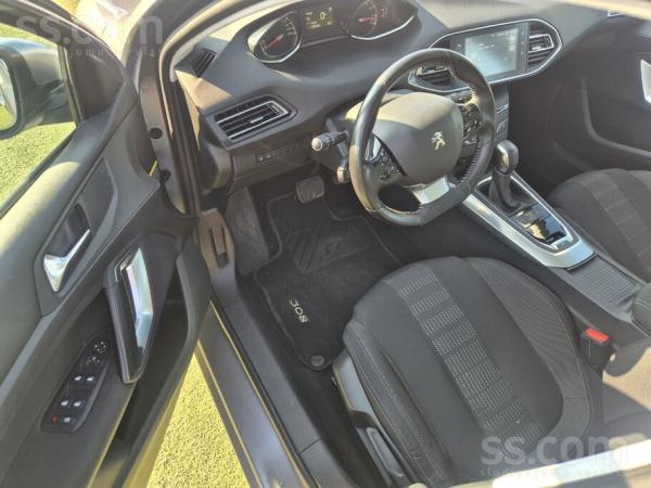 Pelēks Peugeot 308 2016 Liepāja, ar dzinēja tilpumu 1.20 L un nobraukumu 113 tūkst. km par 6400 €, foto 8 vietnē AUTOMOTO.COM.LV