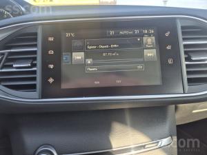 Grey Peugeot 308 2016 in Liepaja, with an engine capacity of 1.20 L and mileage of 113 thousand km for 6400 €, photo 16 on AUTOMOTO.COM.LV