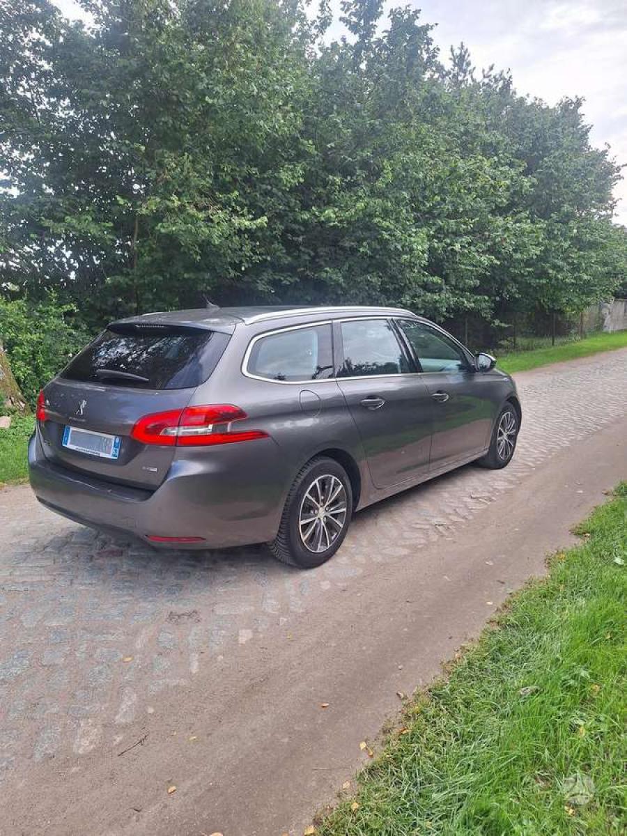 Pelēks Peugeot 308 2016 Šilutė, ar dzinēja tilpumu 1.20 L un nobraukumu 123 tūkst. km par 4450 €, foto 5 vietnē AUTOMOTO.COM.LV