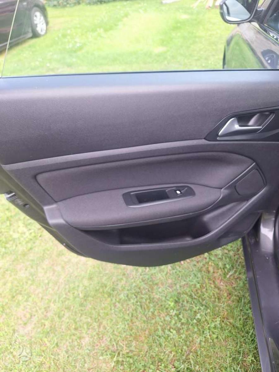 Pelēks Peugeot 308 2016 Šilutė, ar dzinēja tilpumu 1.20 L un nobraukumu 123 tūkst. km par 4450 €, foto 16 vietnē AUTOMOTO.COM.LV