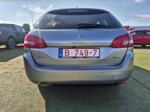 Grey Peugeot 308 2016 in Liepaja, with an engine capacity of 1.20 L and mileage of 113 thousand km for 6400 €, photo 6 on AUTOMOTO.COM.LV