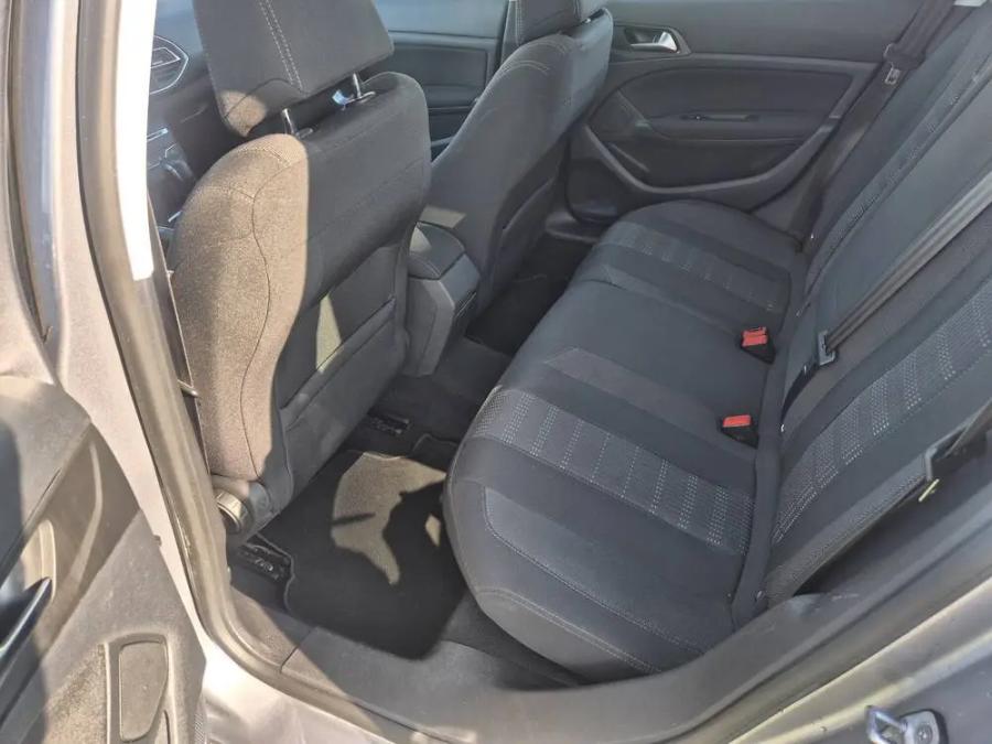 Grey Peugeot 308 2016 in Liepaja, with an engine capacity of 1.20 L and mileage of 113 thousand km for 6400 €, photo 21 on AUTOMOTO.COM.LV