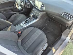 Grey Peugeot 308 2016 in Liepaja, with an engine capacity of 1.20 L and mileage of 113 thousand km for 6400 €, photo 23 on AUTOMOTO.COM.LV