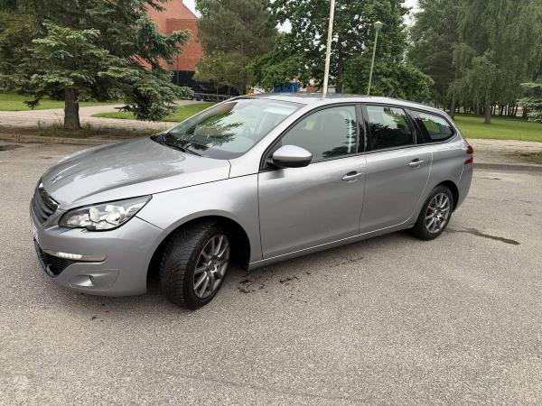Grey Peugeot 308 2016 in Klaipeda, with an engine capacity of 0.00 L and mileage of 263 thousand km for 4200 €, photo 3 on AUTOMOTO.COM.LV