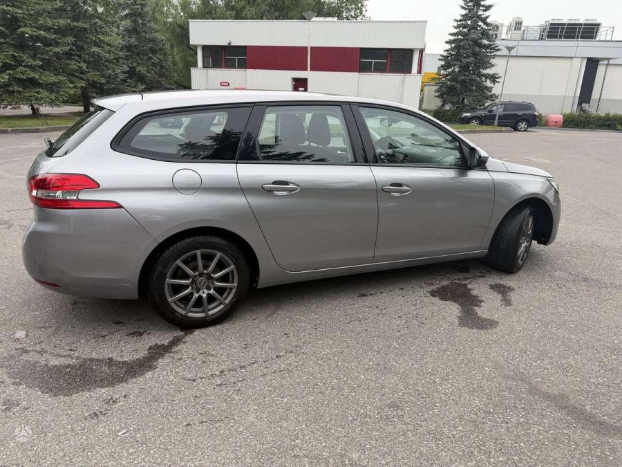 Grey Peugeot 308 2016 in Klaipeda, with an engine capacity of 0.00 L and mileage of 263 thousand km for 4200 €, photo 6 on AUTOMOTO.COM.LV